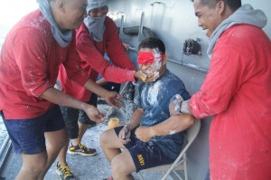 What happens when Navy men cross the Equator? | Global News