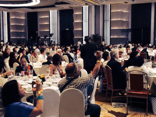 Filipino expats from 30 countries meet in Manila | Global News