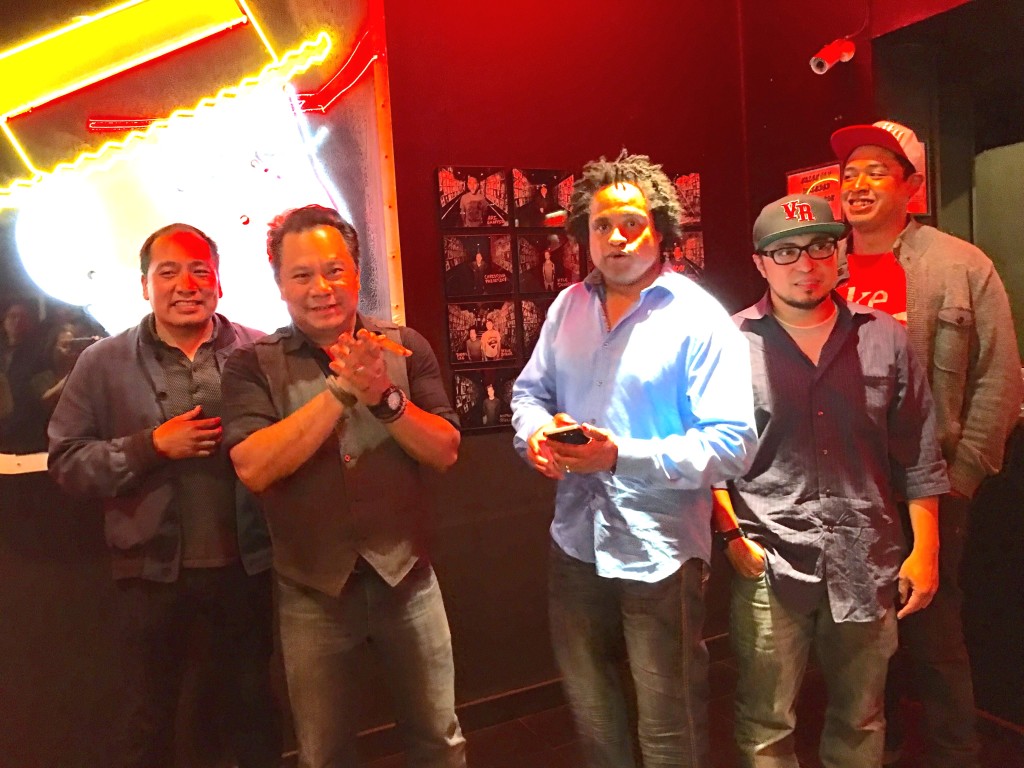 Rex Navarette brings down the house at Fil-Am fundraiser | Global News