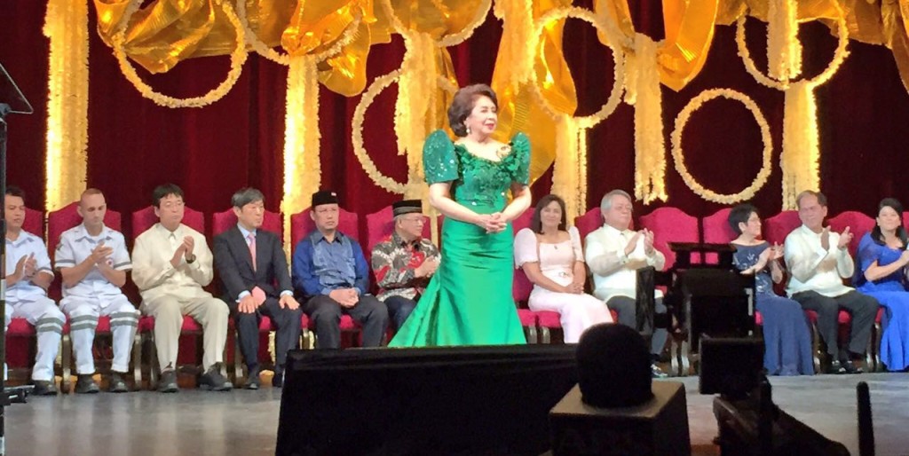 Morales 'breaks tradition' at Ramon Magsaysay award speech | Global News