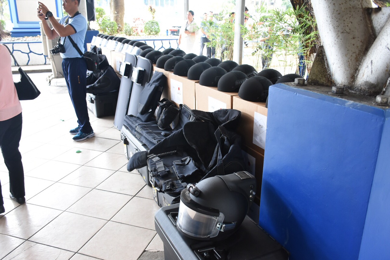 PNP gets bomb suits, shields, helmets from Japan | Global News