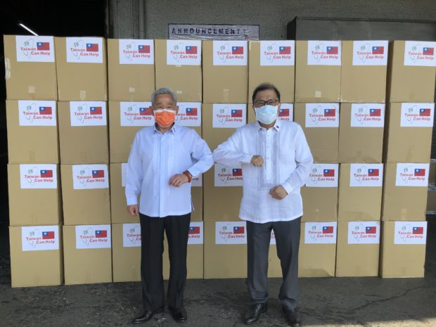Taiwan hands over 300,000 donated face masks to help PH fight COVID-19 ...