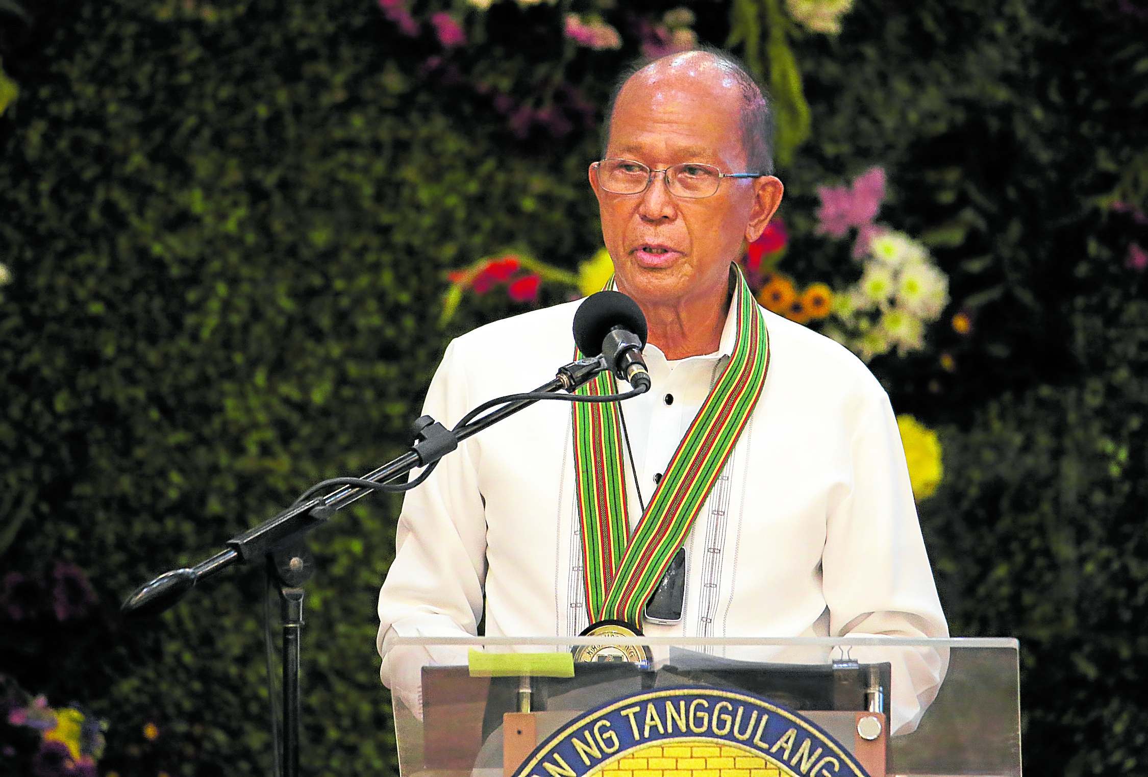 ‘Get out of there’: Lorenzana says 44 Chinese ships still at Julian ...