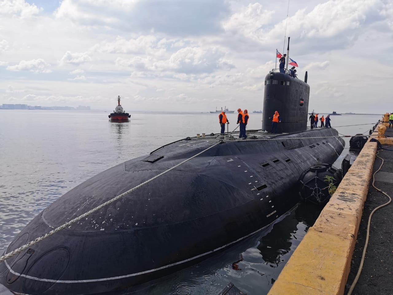 Russian naval squadron makes port call | Global News