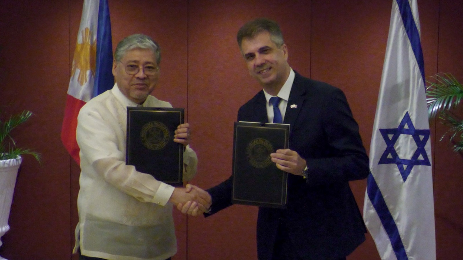 Philippines, Israel ink environmental protection deal | Global News
