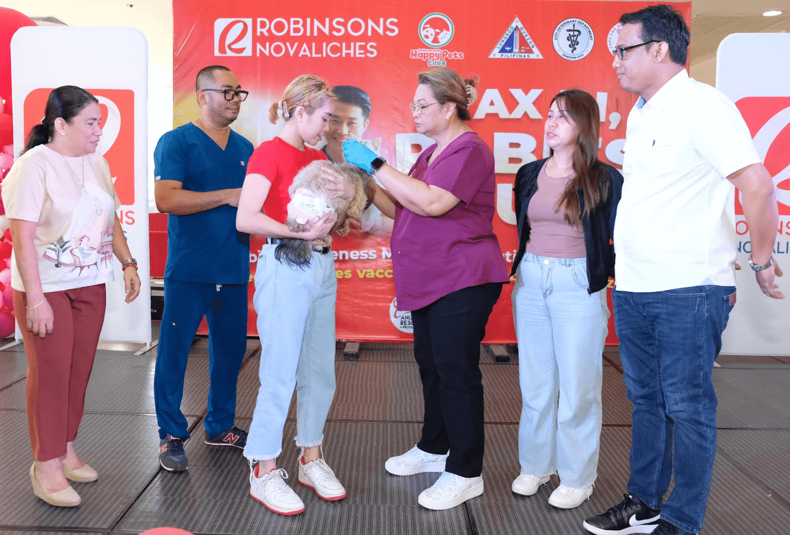 Robinsons Malls kicks off Rabies Awareness Month with QC LGU