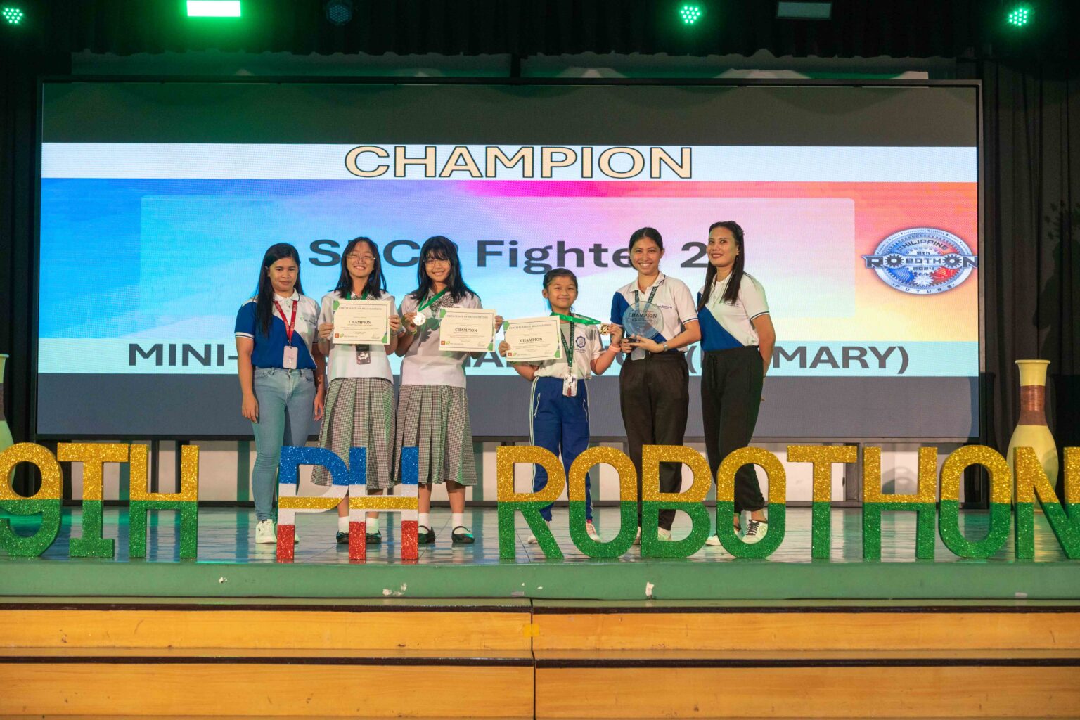 Young Filipino Student Roboteers win big in the 9th Philippine Robothon ...