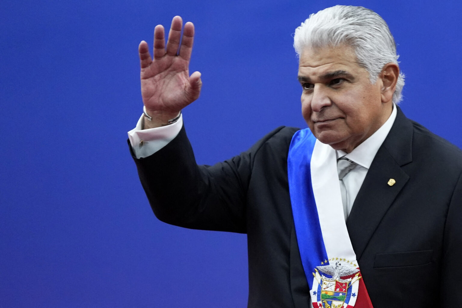 Panama's new president vows to end migrant 'transit'