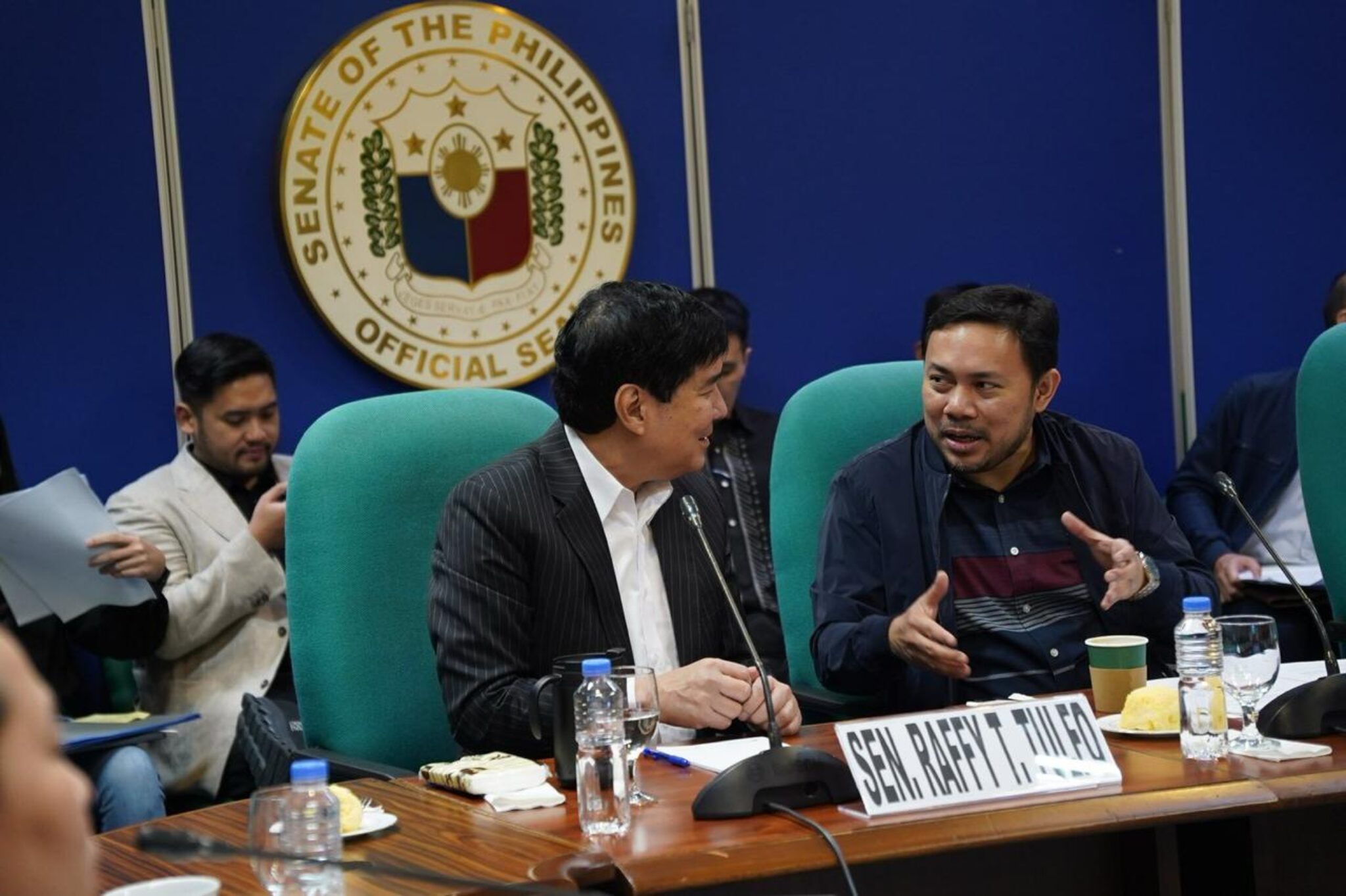 Mark Villar questions issuance of illegal docs to Pogo workers