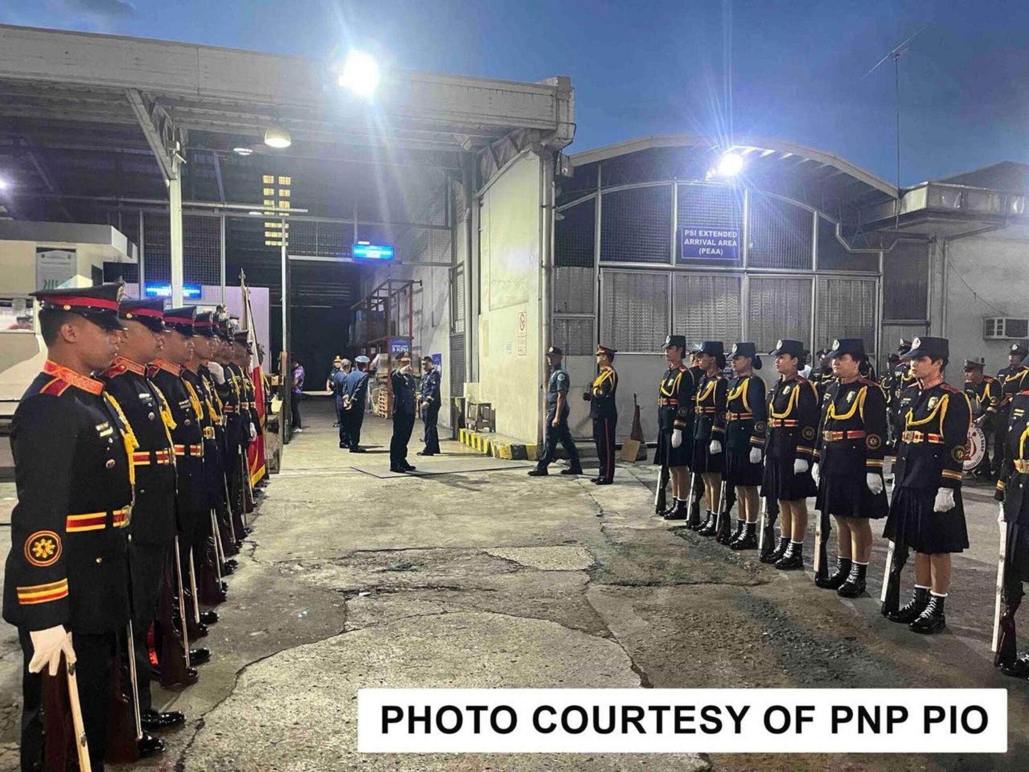 Body of cop killed in collision between plane, chopper in US arrives