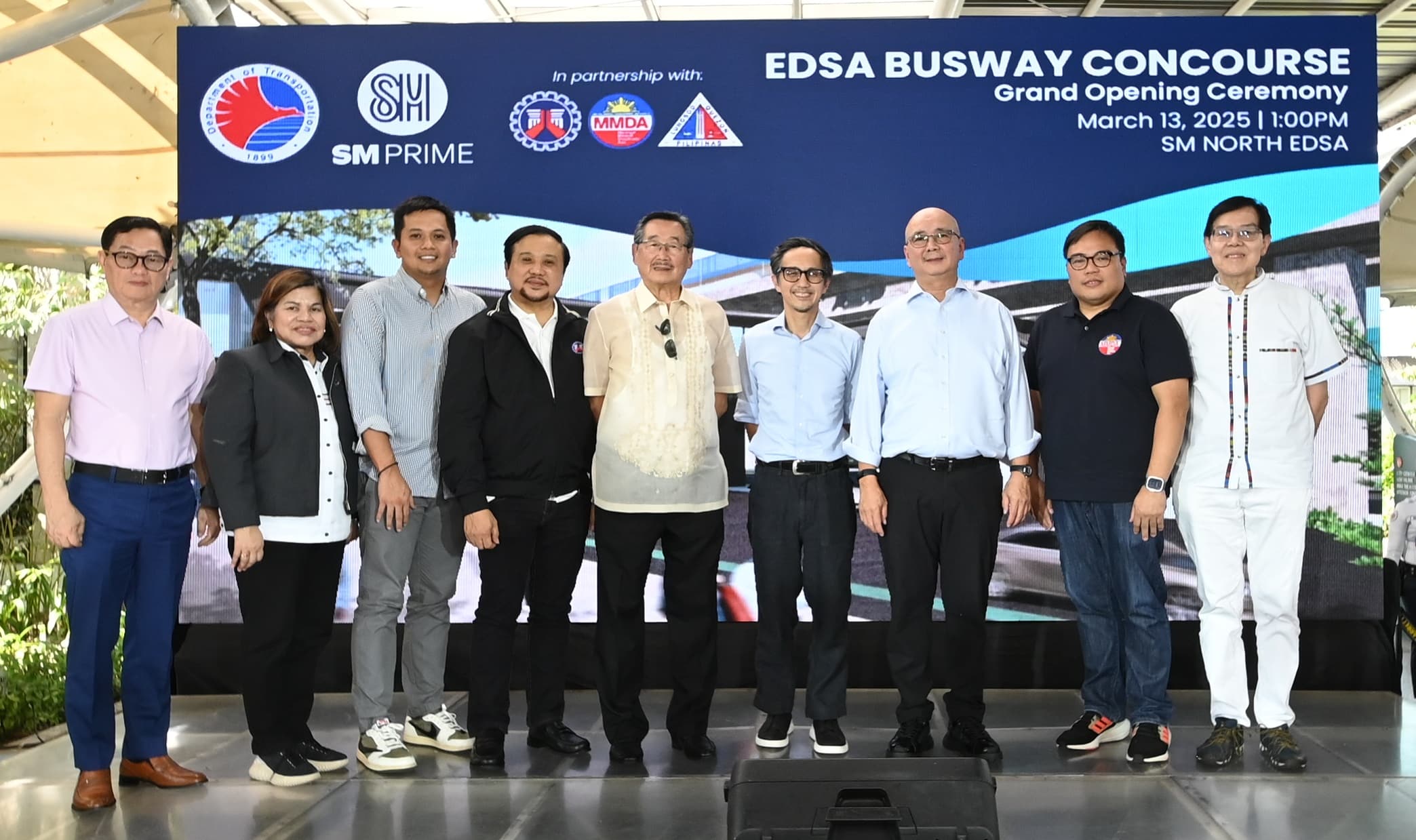 SM North EDSA Busway Concourse now ready to serve commuter | Global News