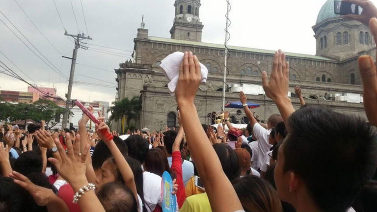 ‘Thank you Lolo Kiko’: Filipinos' outpouring love for Pope Francis