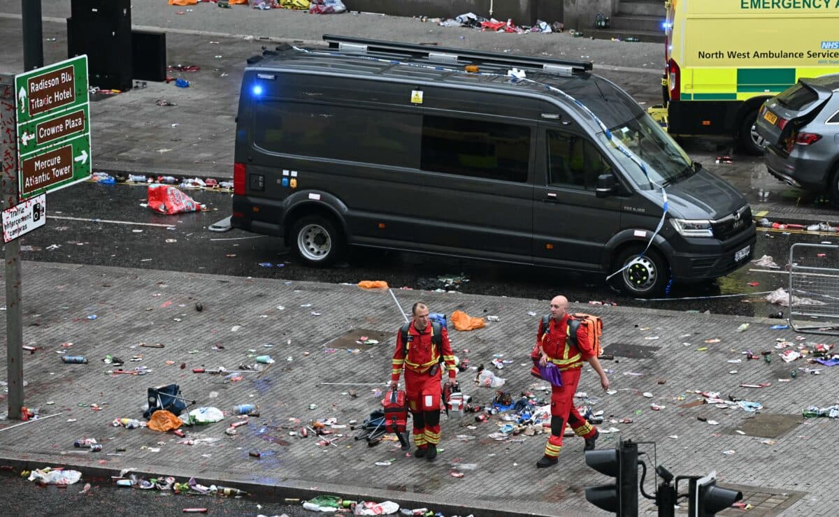 Car ramming leaves several injured as Liverpool fans celebrate