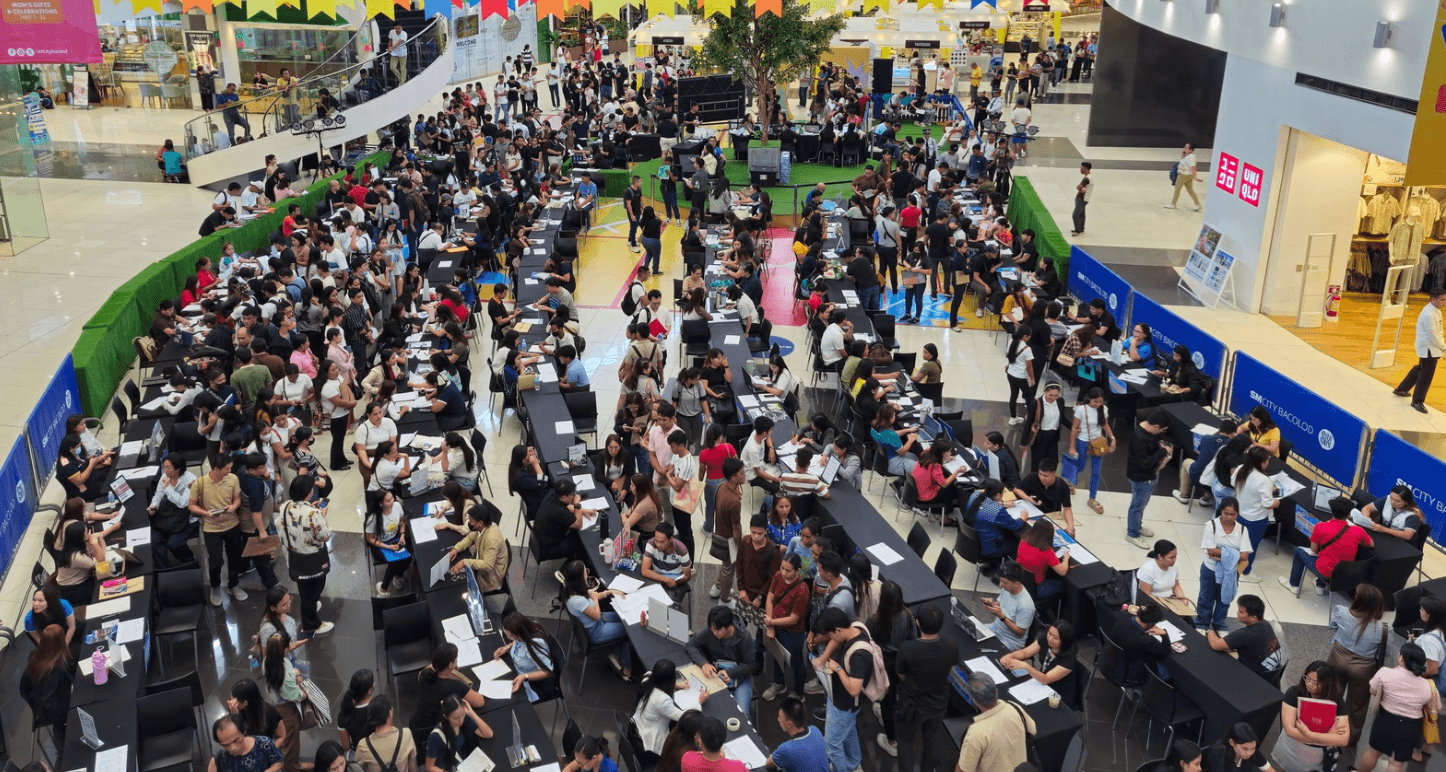 SM Job Fairs draw thousands nationwide in Labor Day activation