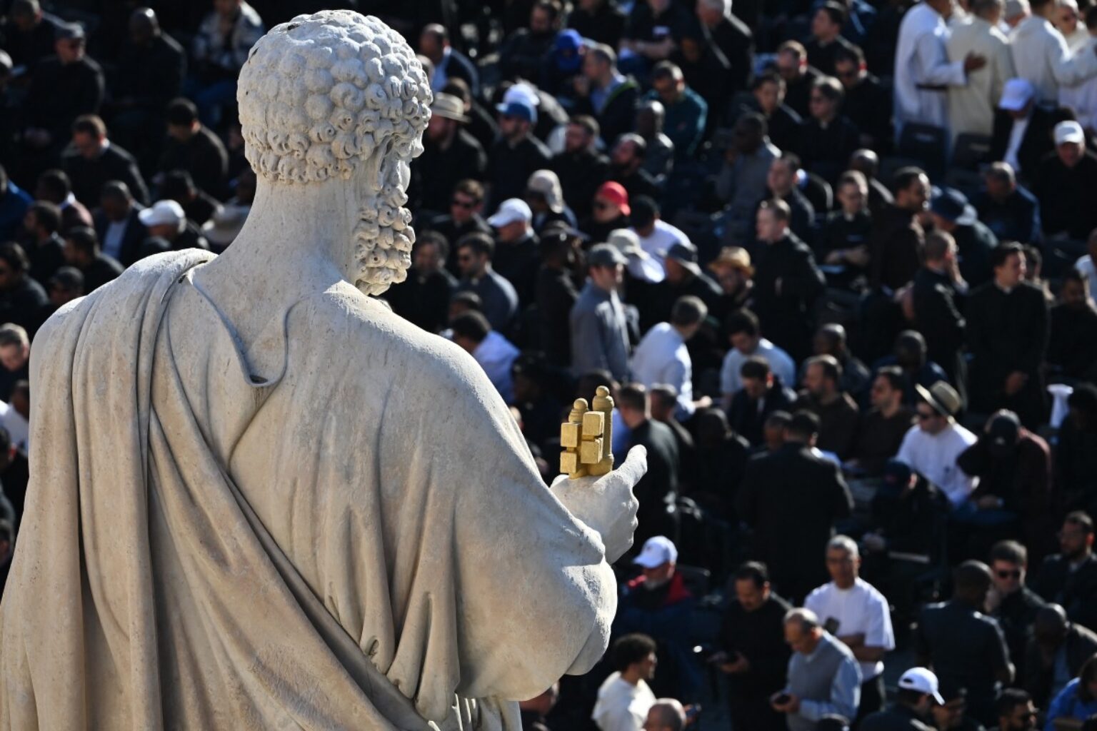 LOOK: Scenes ahead of Pope Leo XIV's inauguration mass
