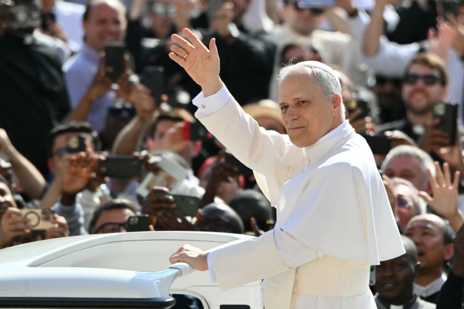 LOOK: Scenes ahead of Pope Leo XIV's inauguration mass