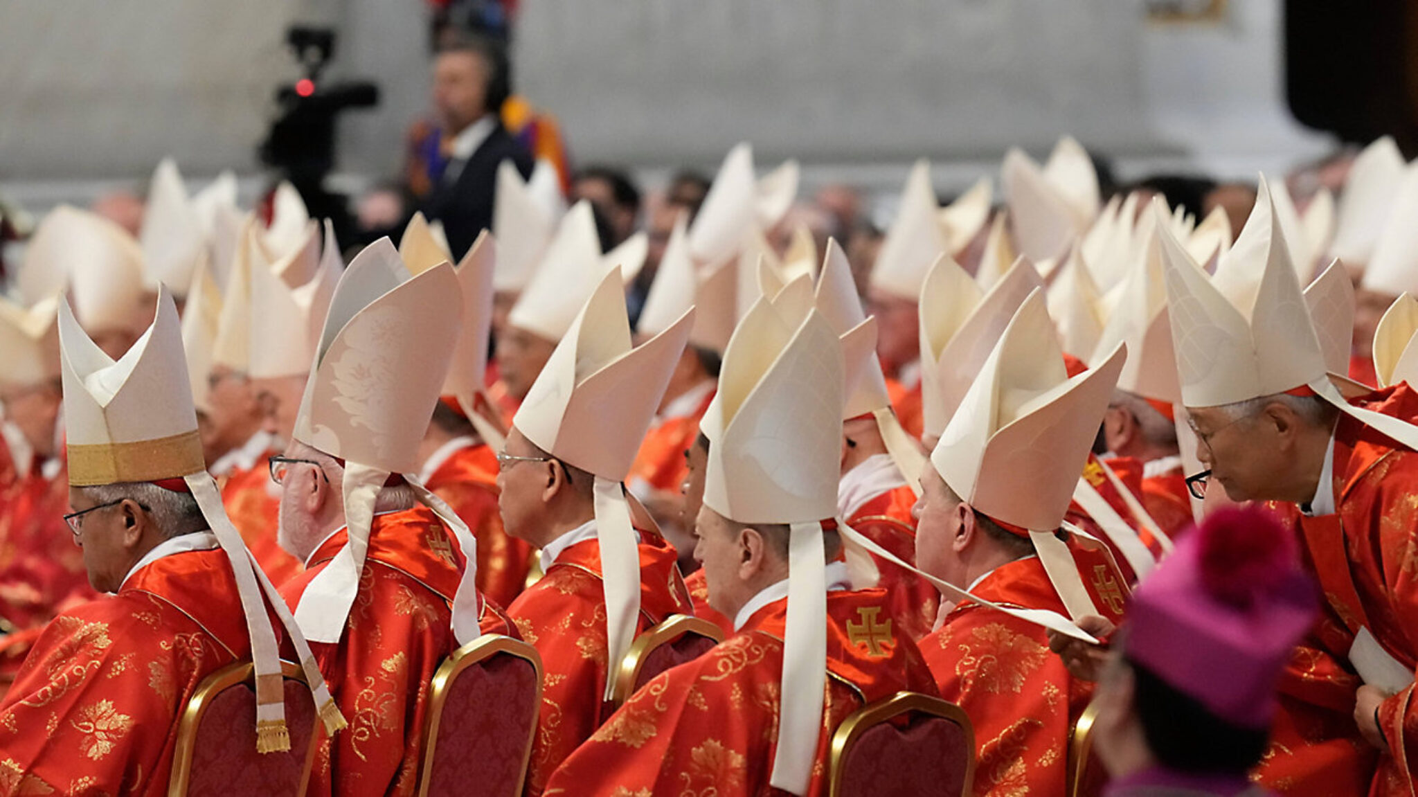 Most diverse conclave urged to elect pope who seeks unity