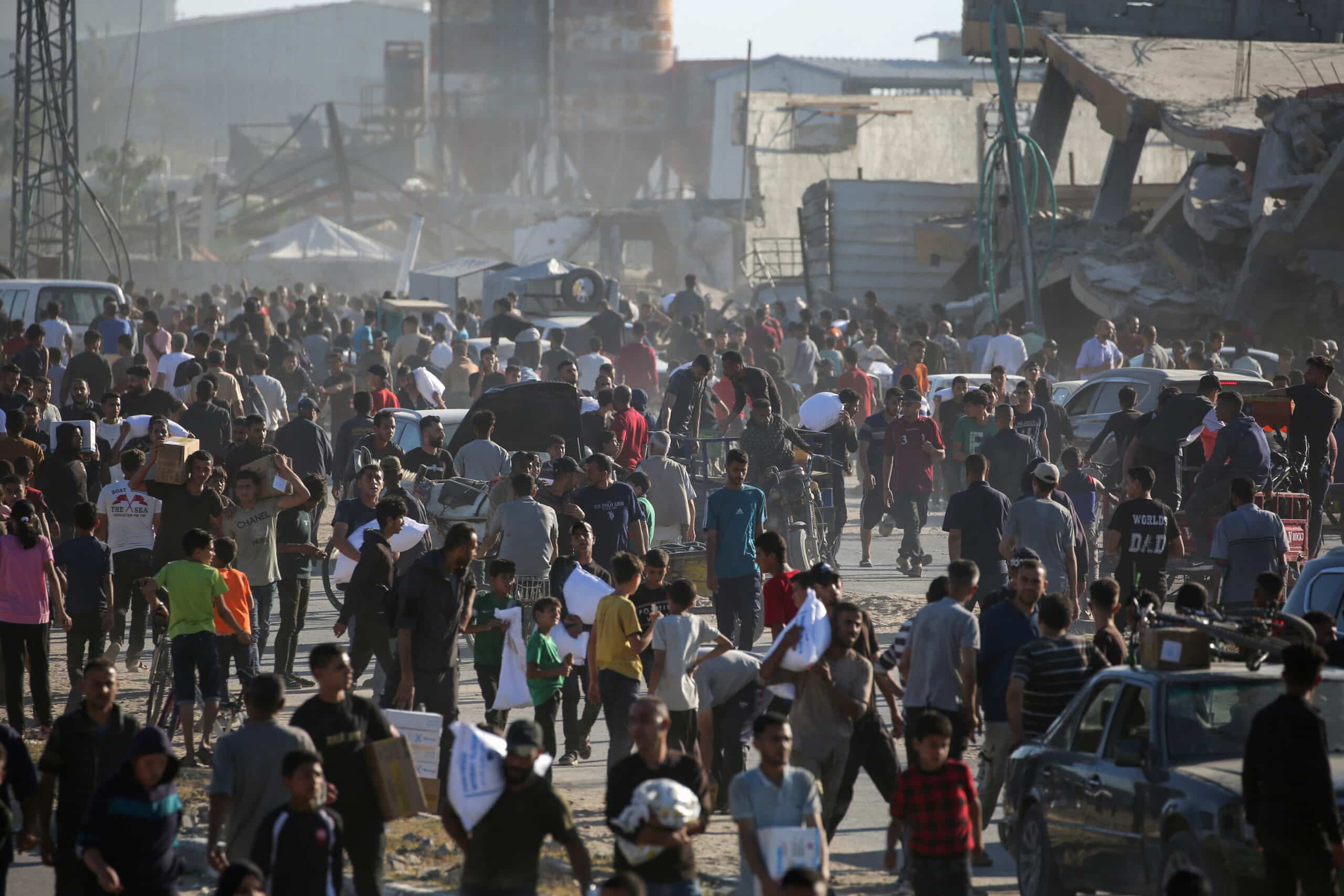 Israel and UN clash over aid to Gaza