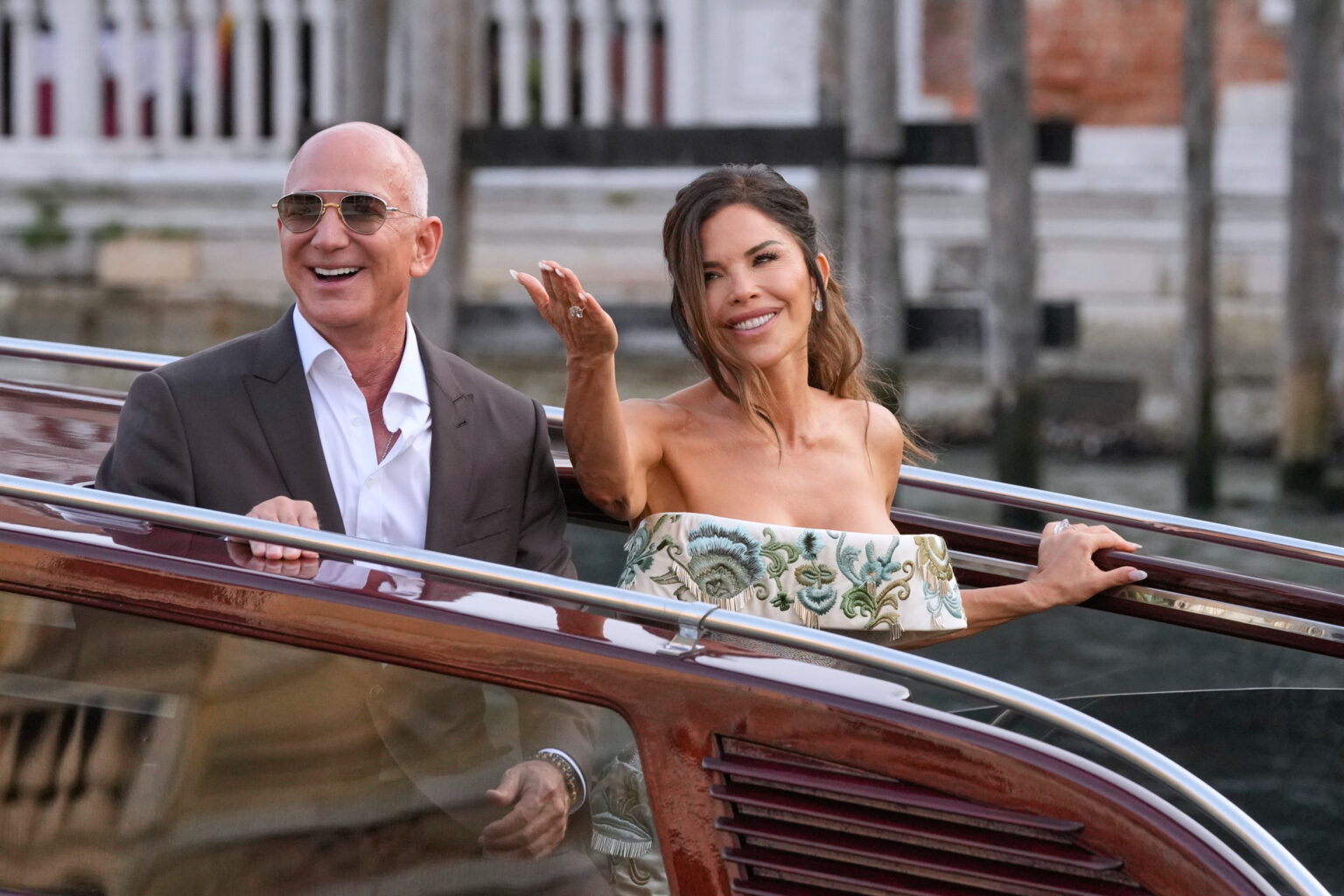 Party, protests to highlight Bezos wedding in Venice