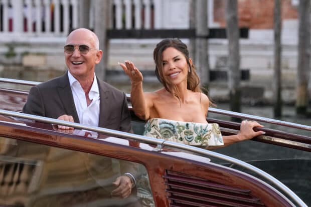 Party, protests to highlight Bezos wedding in Venice