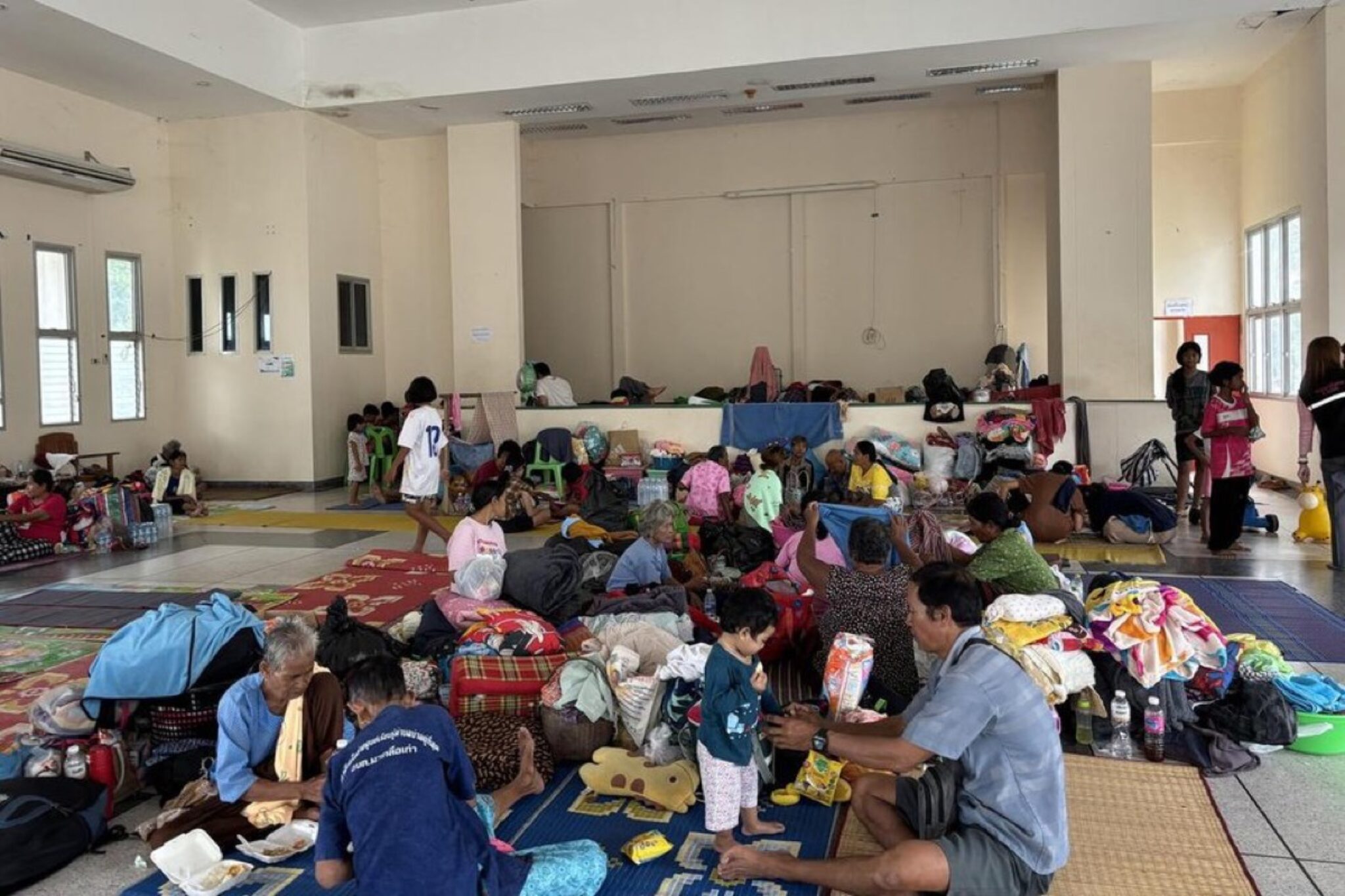 Thai-Cambodian border: Displaced villagers hope to go home