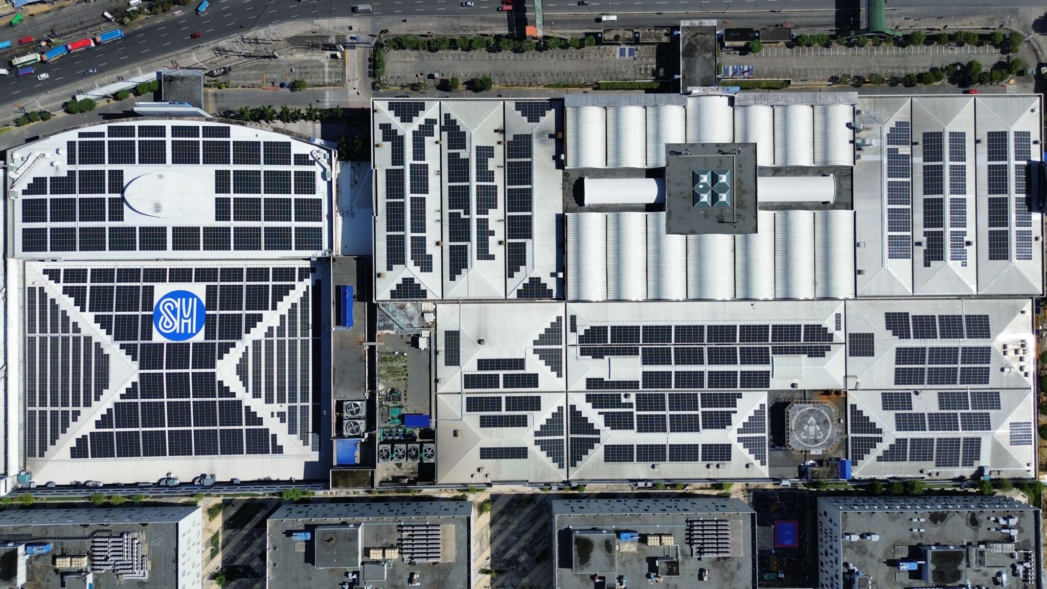SM debuts biggest rooftop solar panel system at SM Fairview