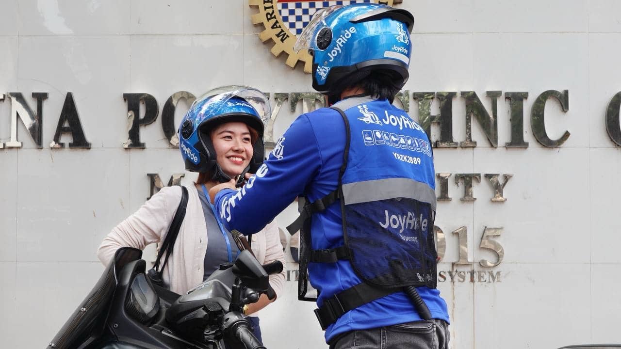 Why are more commuters choosing JoyRide MC Taxi?