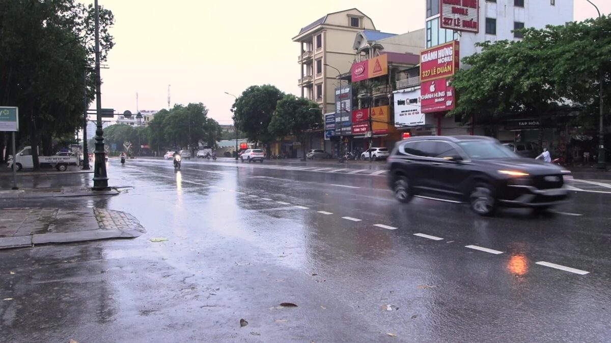 Vietnam evacuates tens of thousands ahead of Typhoon Kajiki