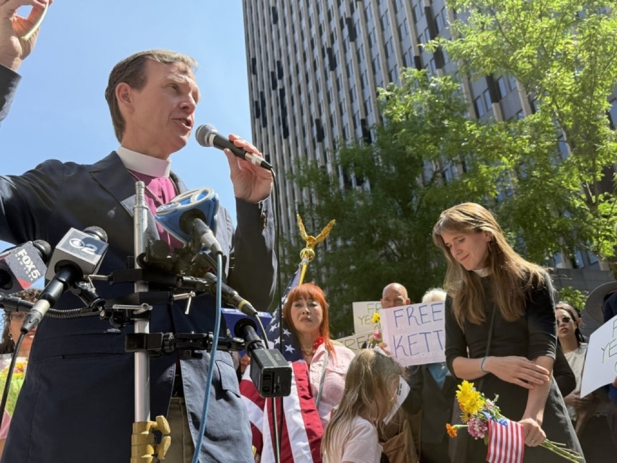 Korean priest’s daughter detained by ICE after visa hearing