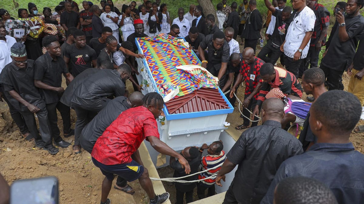 Ghana’s ‘fantasy coffins’ celebrate life and legacy | Global News