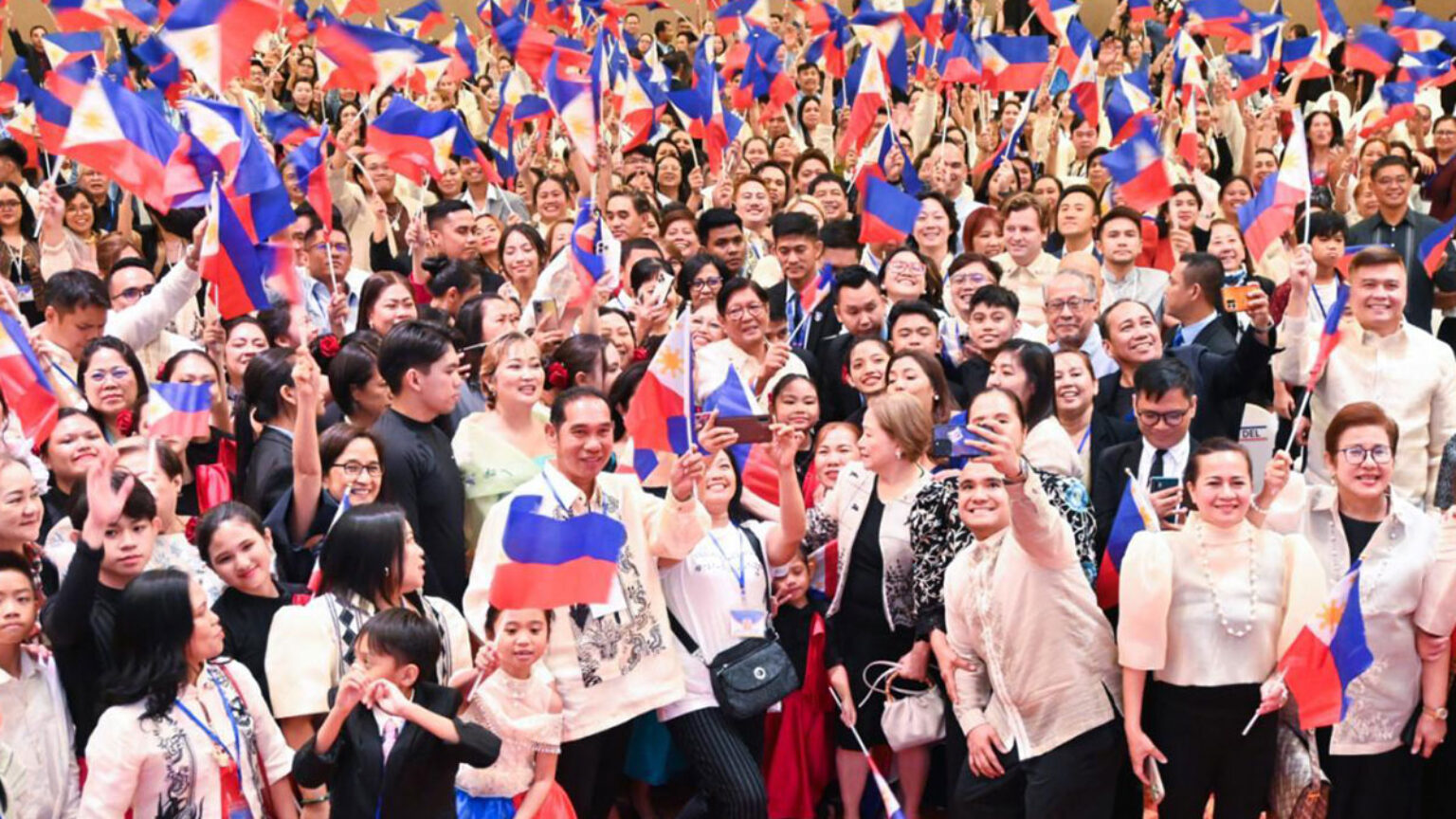 Marcos meets with Filipinos in Cambodia, vows protection, support