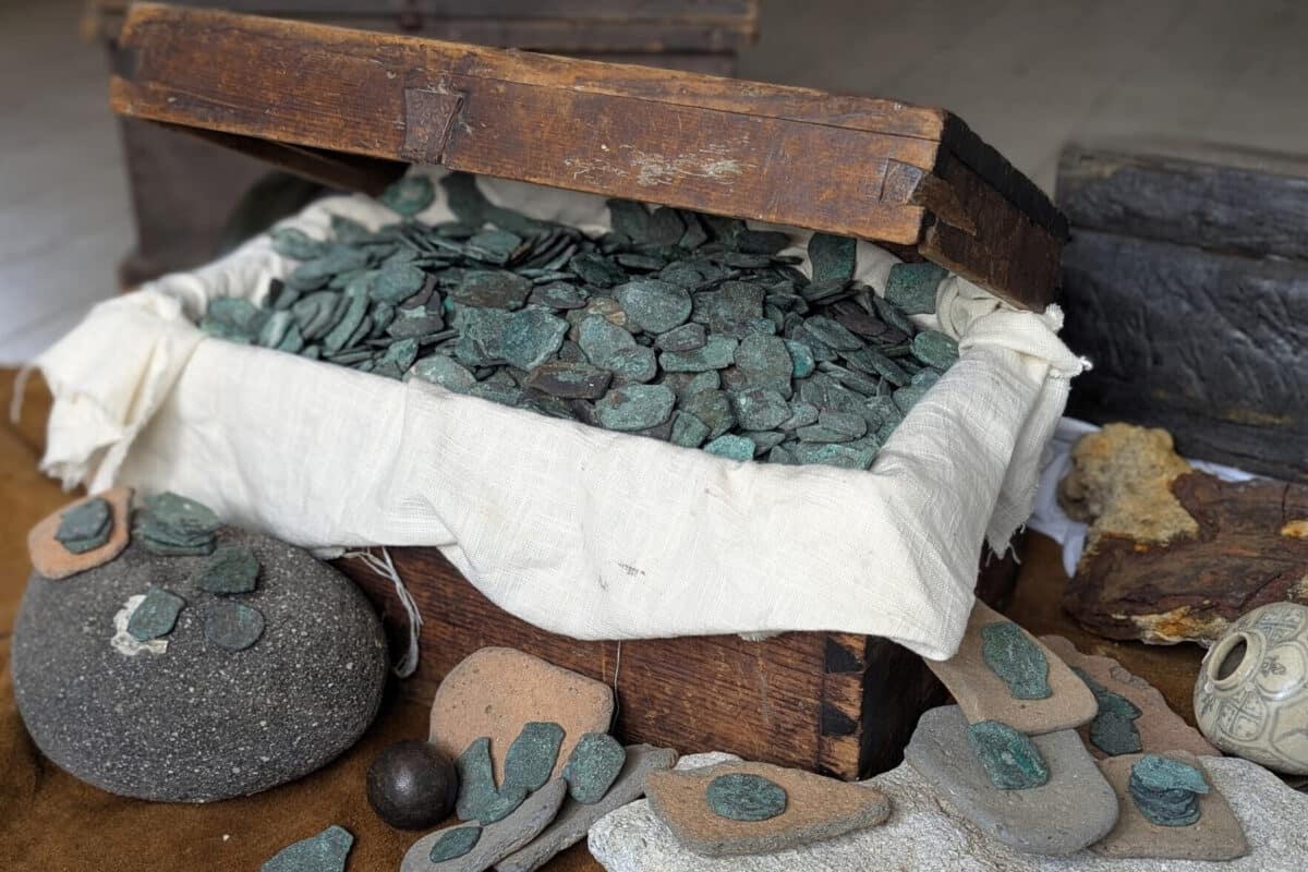$1M in gold coins found from Spanish shipwreck on Florida coast