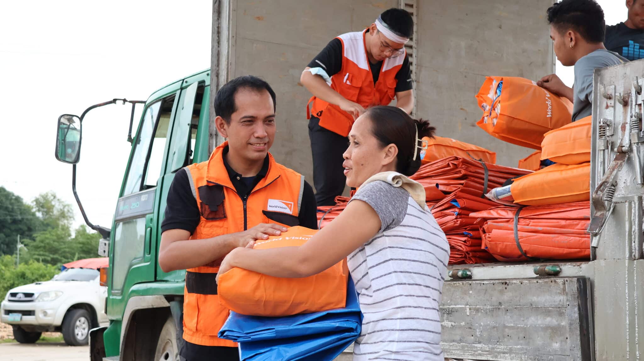World Vision scales up relief for quake-hit Cebu, Davao areas