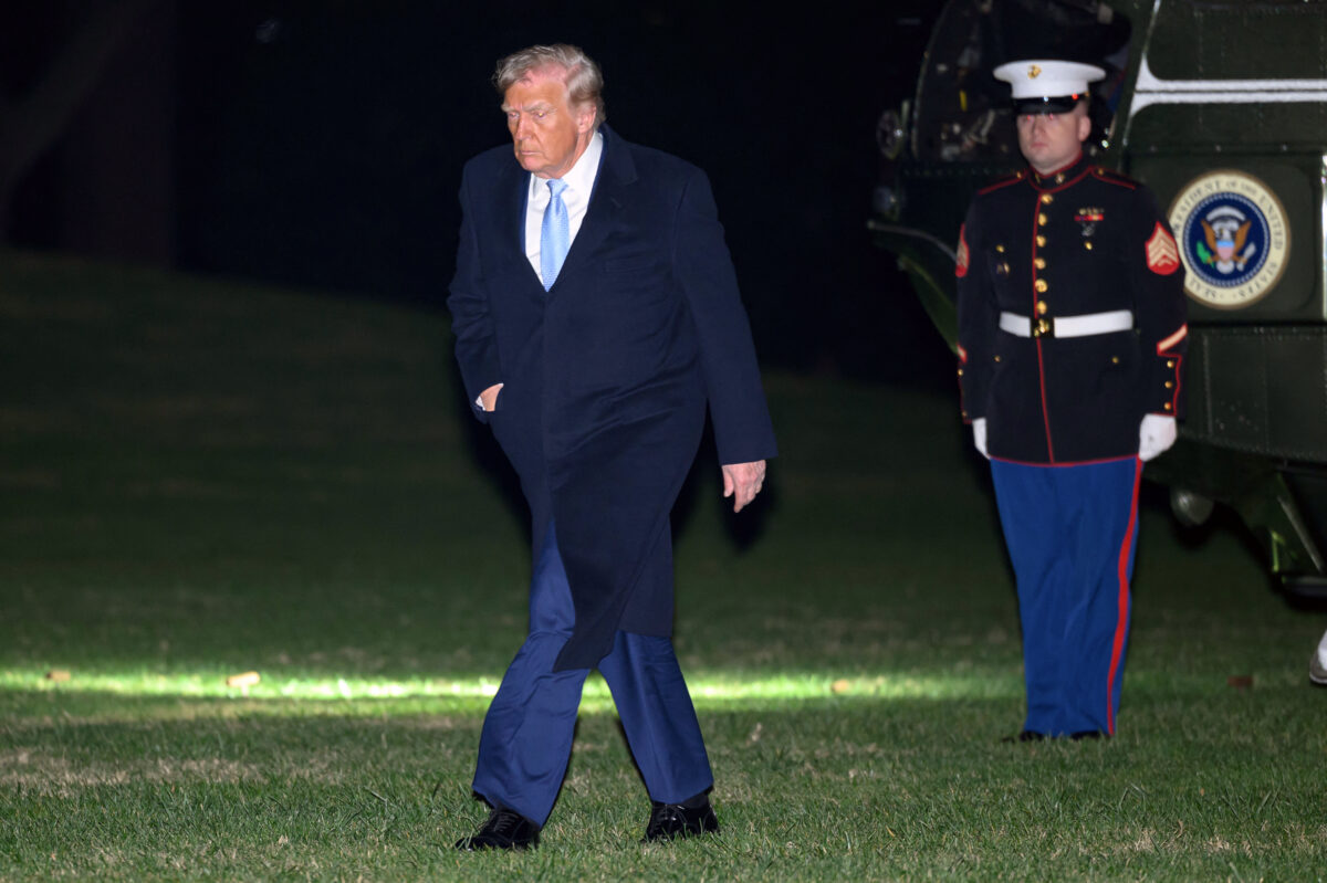 In reversal, Trump supports House vote to release Epstein files