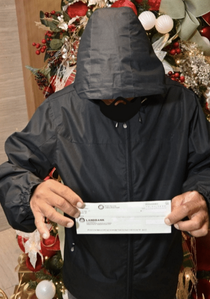 Transport worker wins ₱8-million Mega Lotto 6/45 jackpot