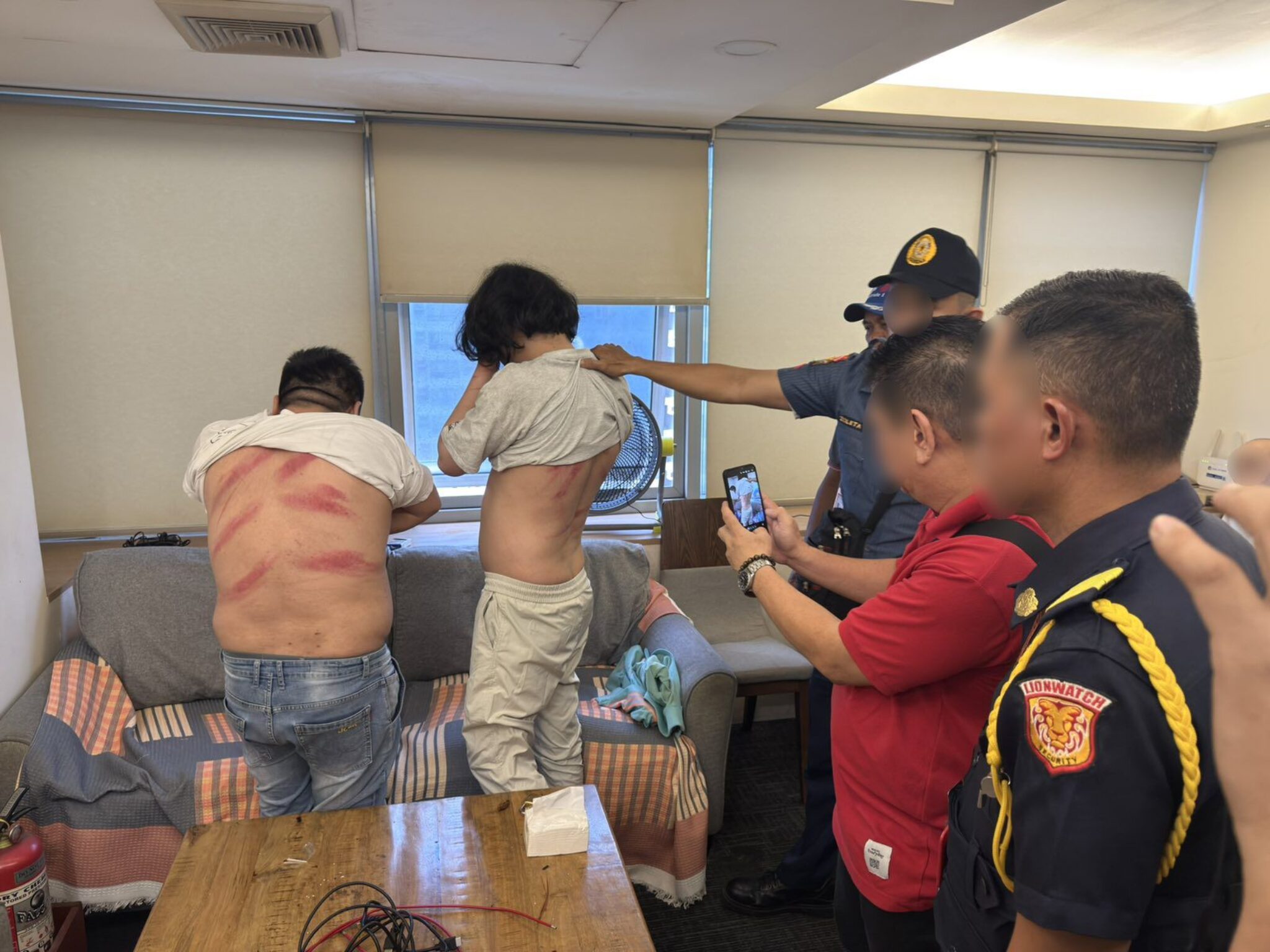 2 foreigners nabbed for illegally detaining 2 Chinese men in Taguig