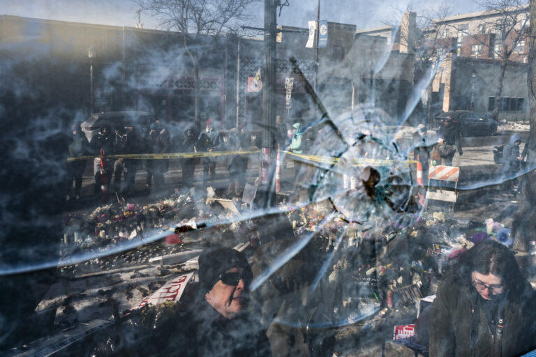 US federal shootings: Republican quits governor race