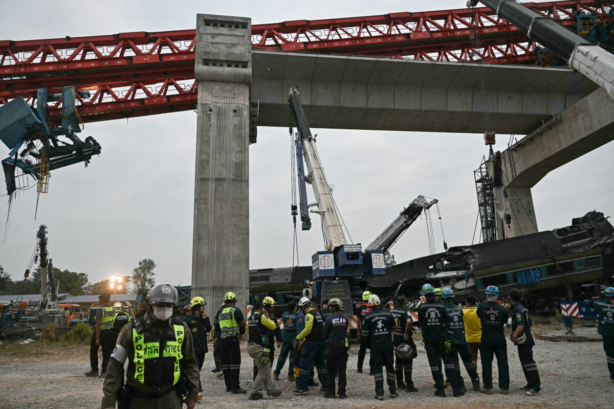 Crane collapse in Bangkok suburbs kills two: police