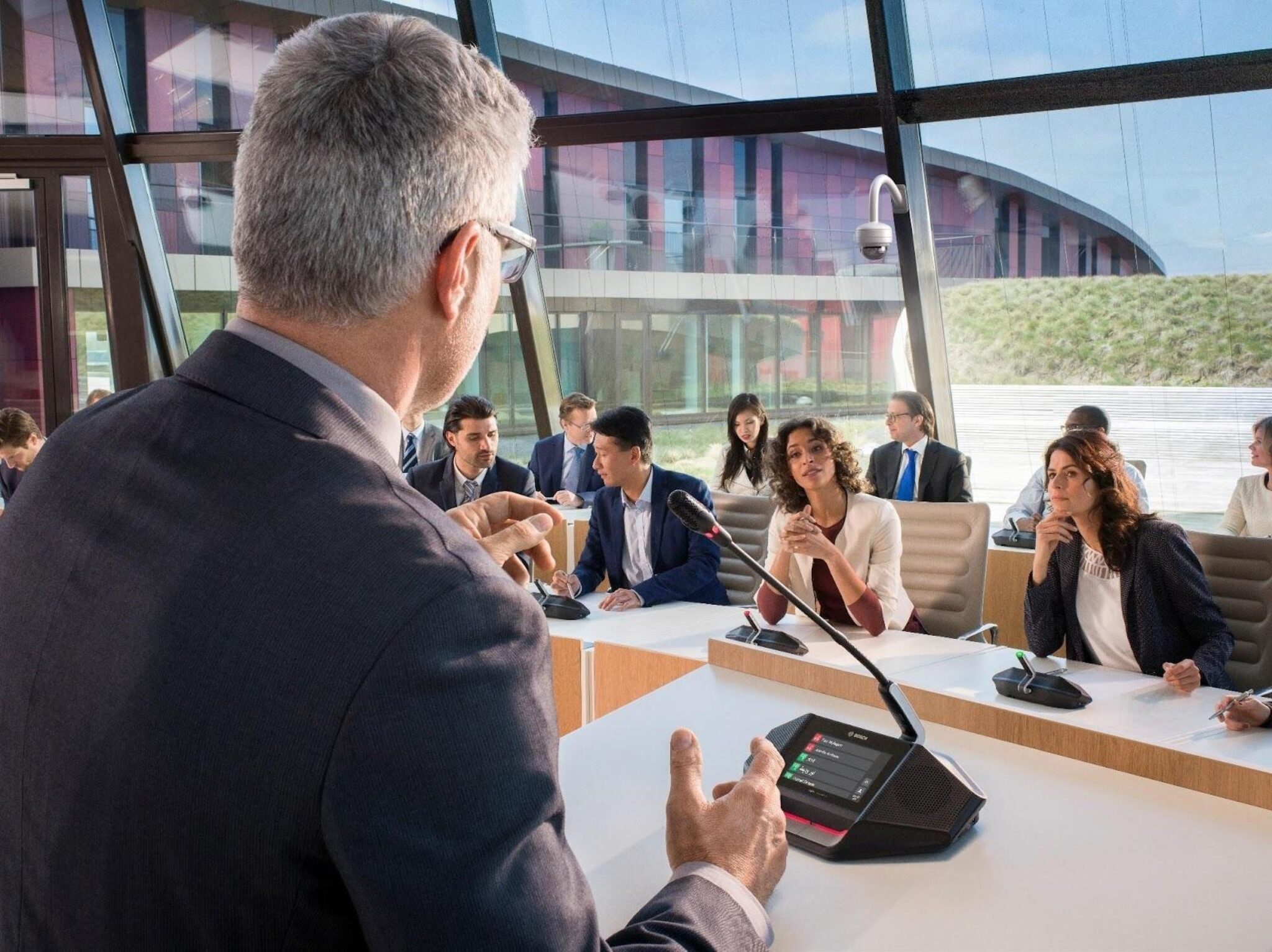 Revolutionizing the meeting room: Bosch DICENTIS is enabling digital ...